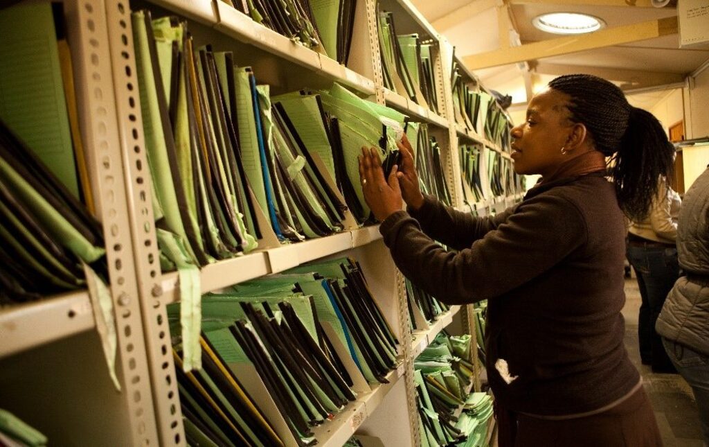 IAS Digest: Improving access | International AIDS Society (IAS)